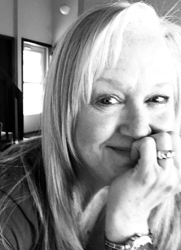 About Tamra – A LIVING STONE